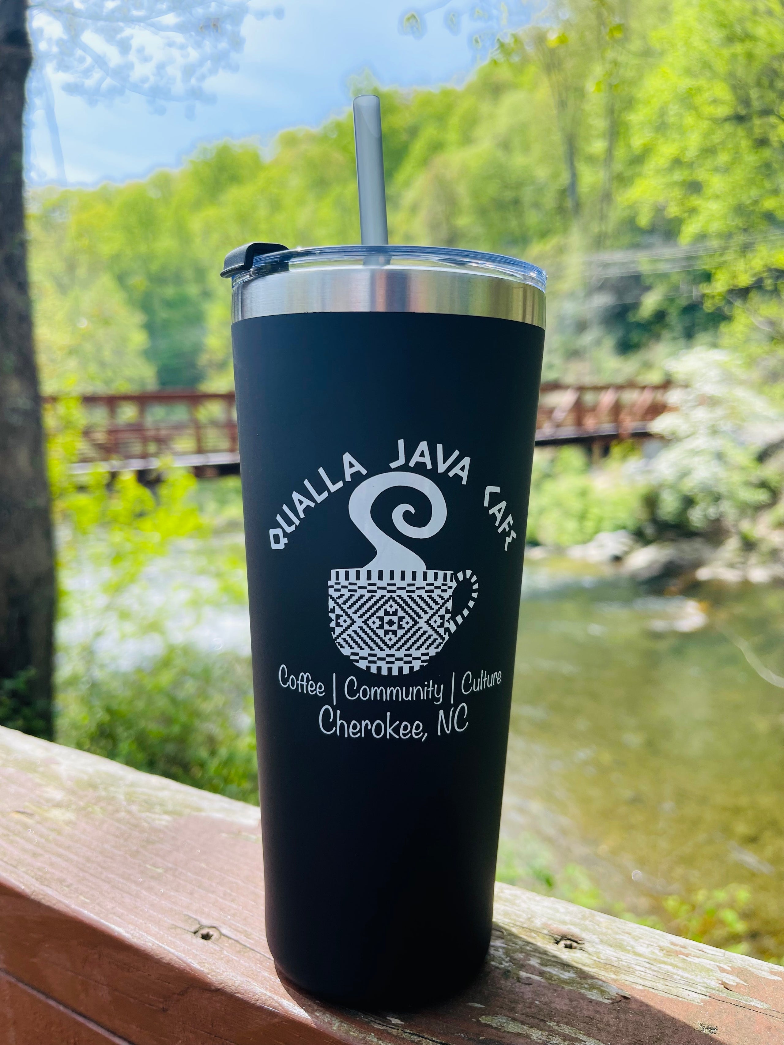 22 oz. Colma Vacuum Tumbler with Straw - 24 hr | Qualla Java Café